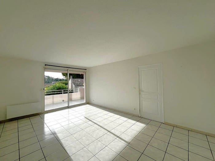 Appartement 3 pièces à louer à La Burliere Luquece, Manosque
