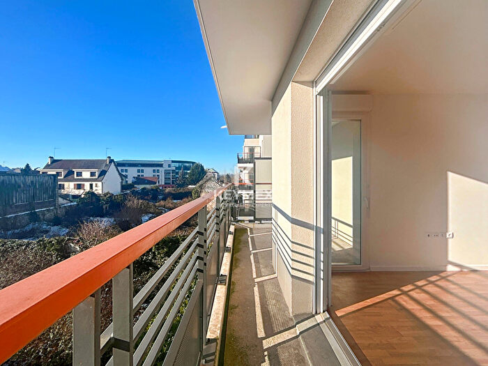 Mantes-la-Jolie, Centre-ville : Appartement 4 pièces à vendre