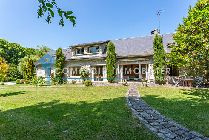 Chalo-Saint-Mars - Maison 10 pièces à vendre