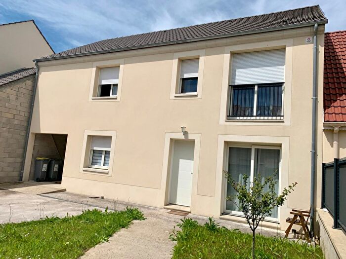 Maison 4 pièces à Montereau-Fault-Yonne, Ville haute, à vendre