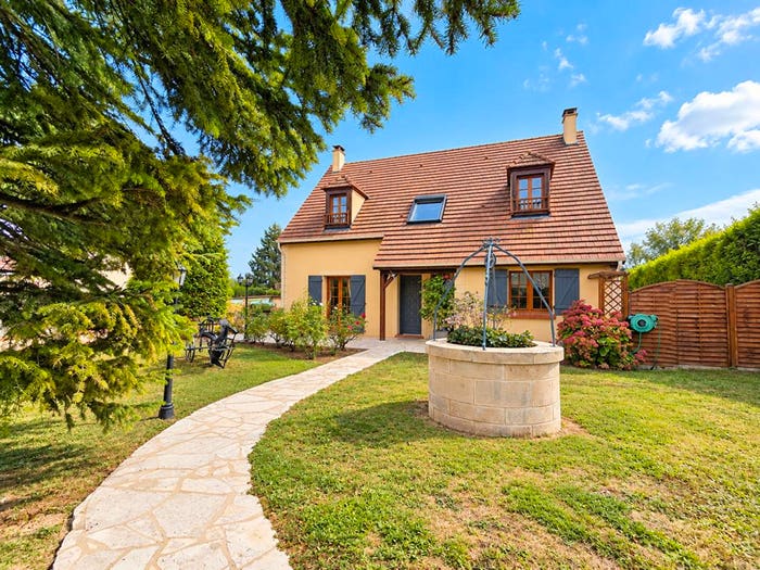 Maison 6 pièces à Ecquevilly, à vendre