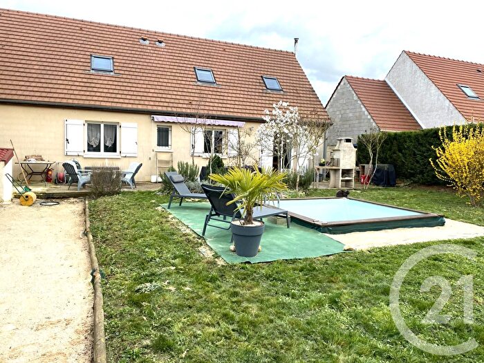Maison 5 pièces à Angerville, à vendre