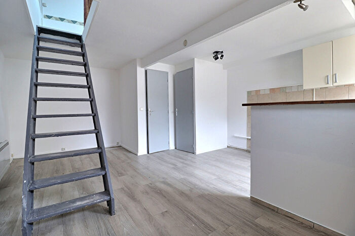 Étampes, Saint-Martin, Saint-Gilles - Appartement 2 pièces à vendre