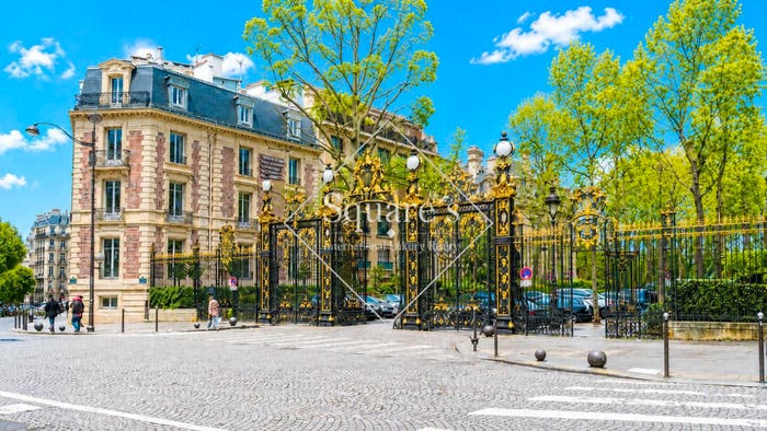 Paris 17ème, Courcelles, Wagram : Appartement 6 pièces à vendre
