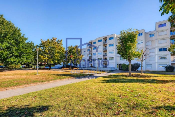 Saint-Priest, Revaison - Appartement 6 pièces à vendre