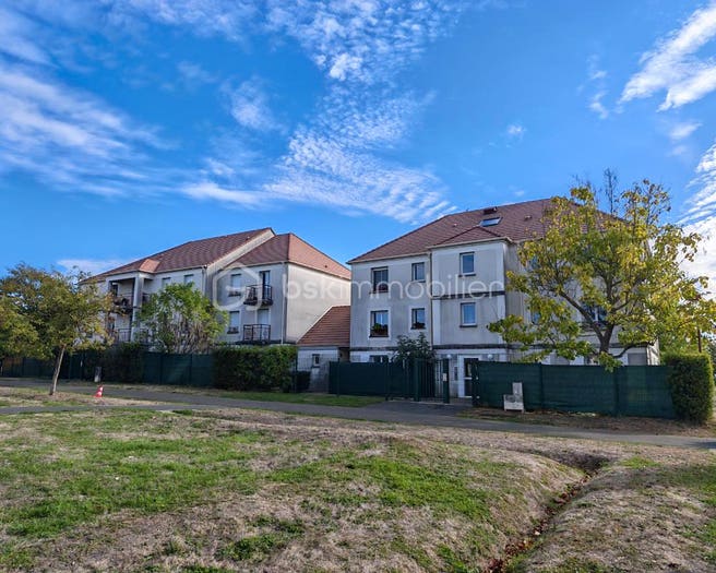 Roissy-en-Brie, Montmartre, Pommier Picard, Jondelles : Appartement 3 pièces à vendre