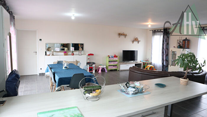 Pont-sur-Yonne : Maison 7 pièces à vendre