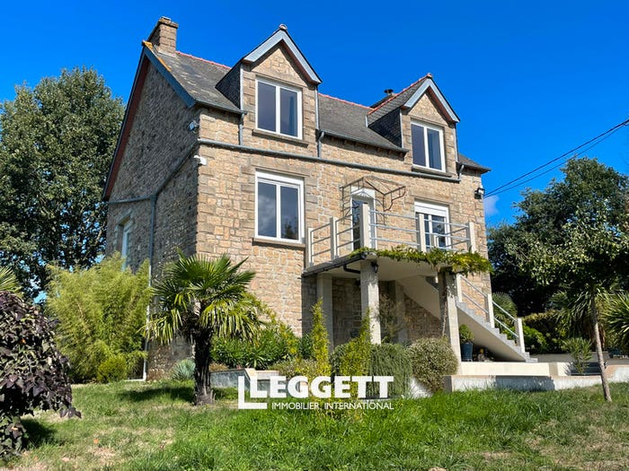 Maison 11 pièces à vendre à Collinée
