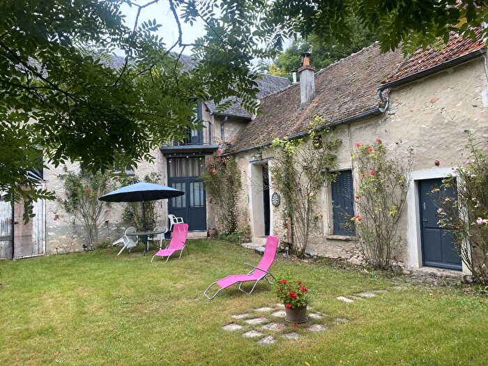 Étampes, Saint-Pierre : Maison 9 pièces à vendre