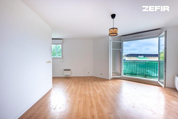 Appartement 2 pièces à vendre à Mantes-la-Ville, Merisiers, Plaisances, Belles Lances