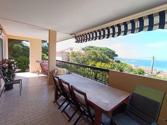 Tante Victoire, Six-Fours-les-Plages : Appartement 3 pièces à louer