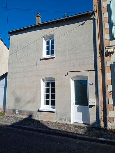 Est, Craon : Maison 3 pièces à louer