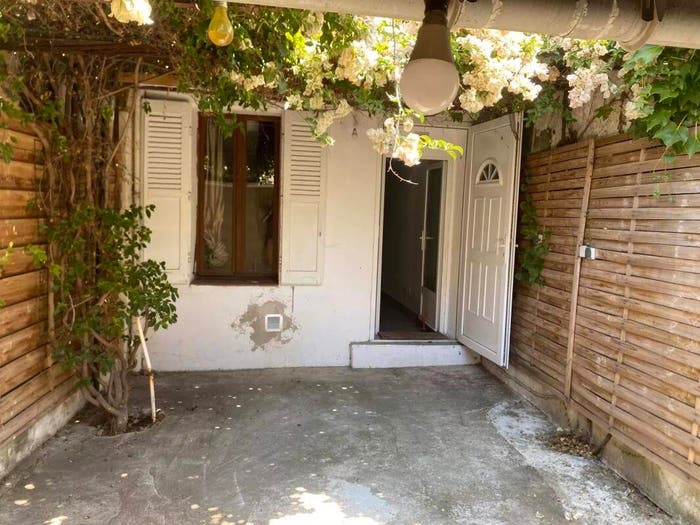 Trois Quartiers-Siblas, Toulon - Appartement 1 pièce à louer