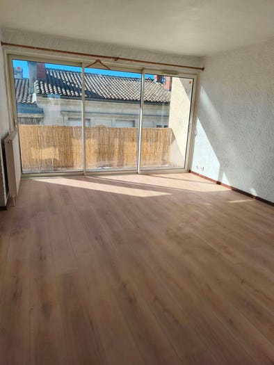 Appartement 2 pièces à louer à Jardin Public, Bordeaux