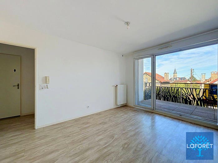 Les Tours, Vigneux-sur-Seine - Appartement 2 pièces à louer