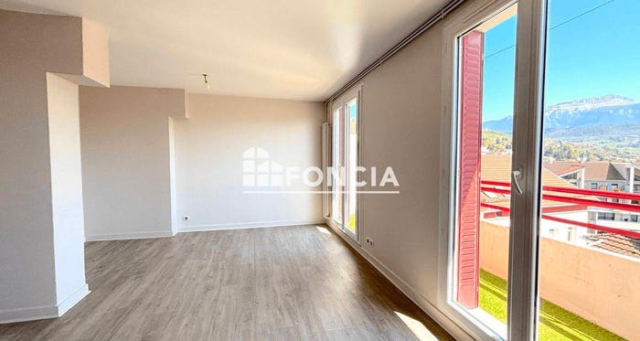 Appartement 3 pièces à louer à Centre Ville Ouest, Voiron