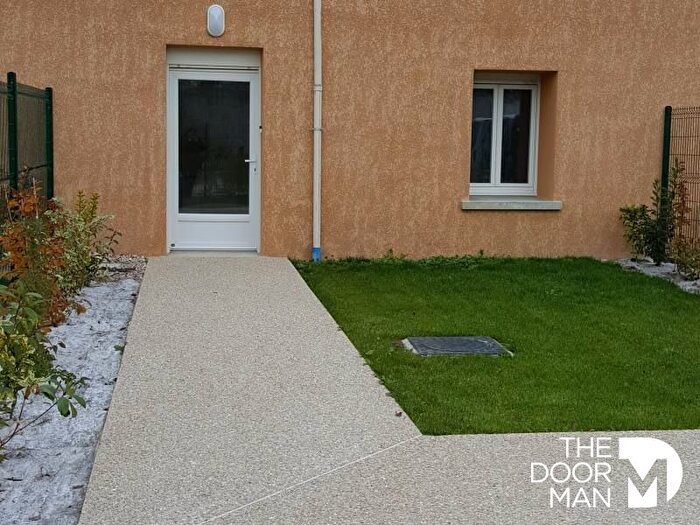 Appartement 3 pièces à Longnes, à vendre