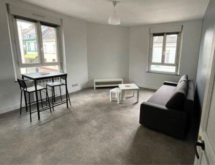 Forges-les-Eaux : Appartement 1 pièce à louer