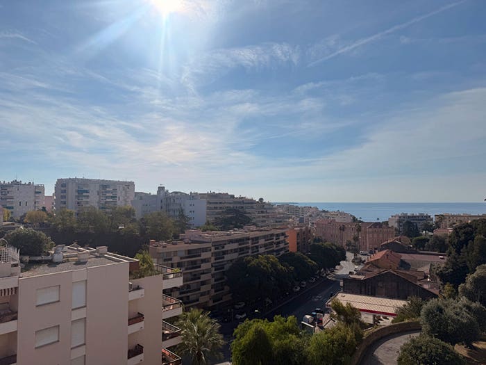 Cannes, Croix des Gardes : Appartement 2 pièces à vendre