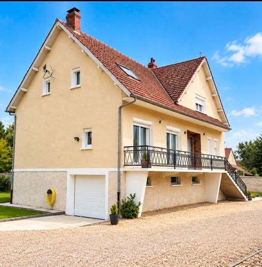 Houdan : Maison 7 pièces à vendre