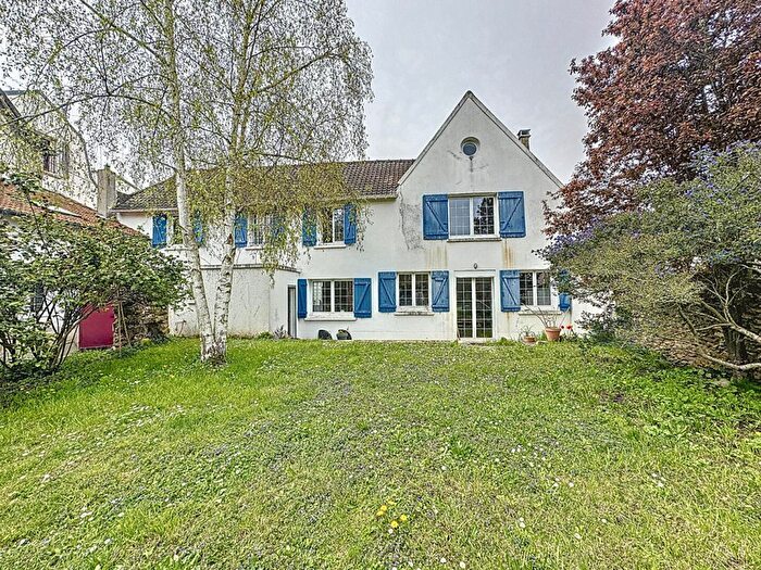 Maison 7 pièces à Jouy-en-Josas, à vendre