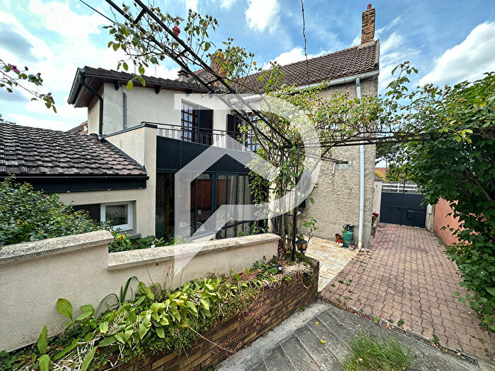 Maison 5 pièces à Bouray-sur-Juine, à vendre