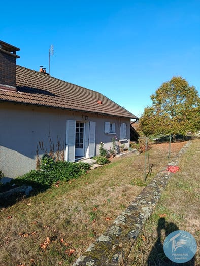 Maison 4 pièces à louer à Cours-la-Ville