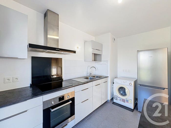 Appartement 3 pièces à louer à Ivry-sur-Seine, Petit Ivry