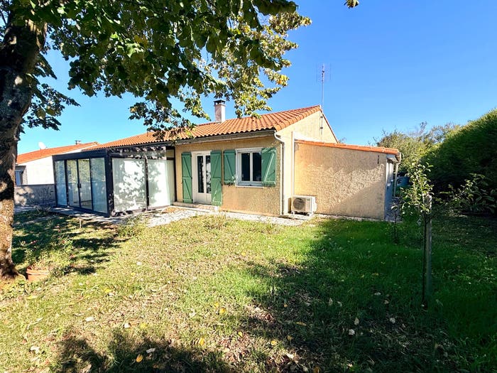 Maison 5 pièces à vendre à Saint-Denis-du-Pin