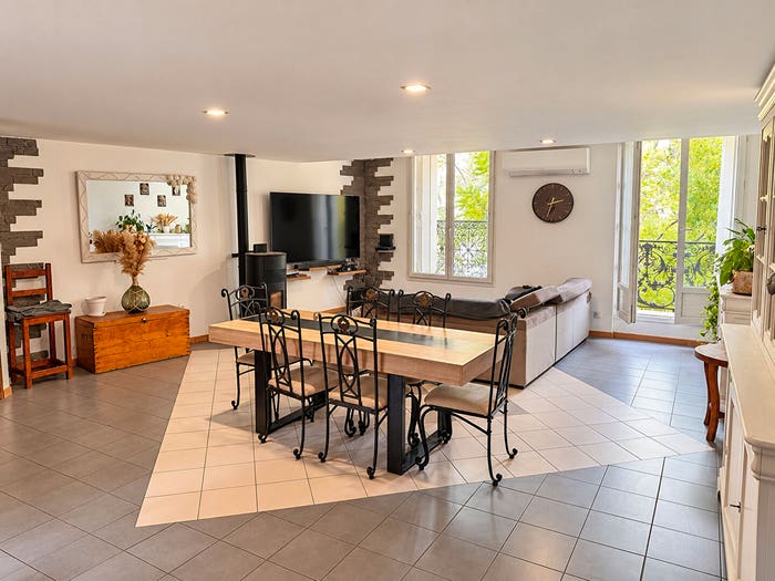 Maison 5 pièces à Colombiers, à vendre