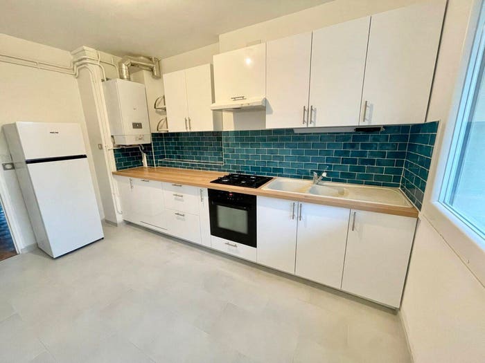 Moret-Loing-et-Orvanne : Appartement 5 pièces à louer