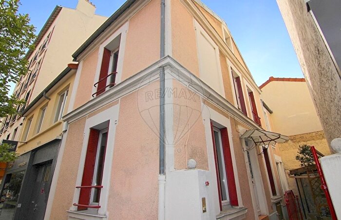 Asnières-sur-Seine, Centre-ville - Maison 6 pièces à vendre