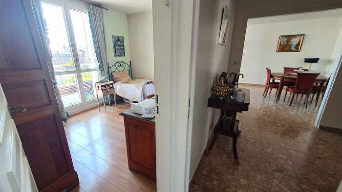 Appartement 4 pièces à vendre à Asnières-sur-Seine, Coubertin