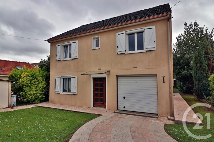Maison 4 pièces à vendre à Étréchy
