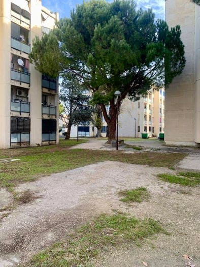 Appartement 4 pièces à Fontcouverte, Avignon, à louer