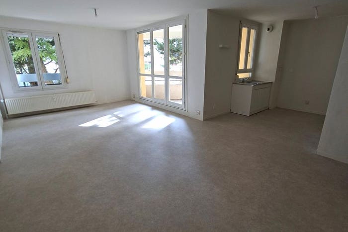 Reims, Croix Rouge, Haut de Murigny : Appartement 4 pièces à vendre