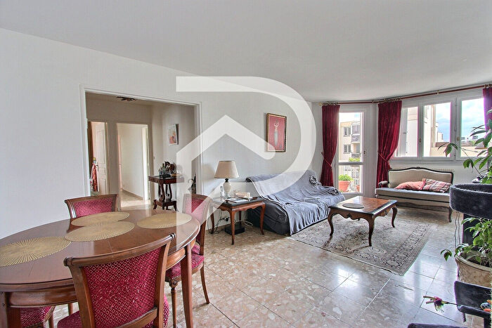 Appartement 4 pièces à vendre à Asnières-sur-Seine, Coubertin