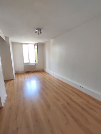 Limoges, Centre-ville, Hôtel de Ville, Emailleurs - Appartement 3 pièces à louer