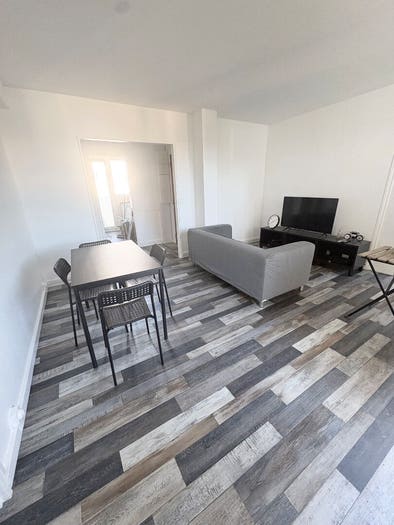 Saint-Quentin, Europe, Rémicourt : Appartement 4 pièces à louer
