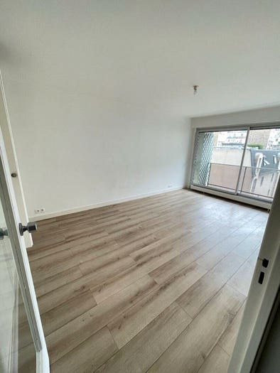 Emeriau-Zola, Paris 15ème arrondissement - Appartement 1 pièce à louer