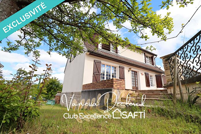 Maison 5 pièces à vendre à Saint-Chéron