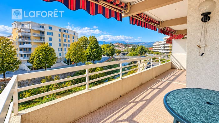 Appartement 4 pièces à vendre à Cagnes-sur-Mer, Saint-Roman, Lautin