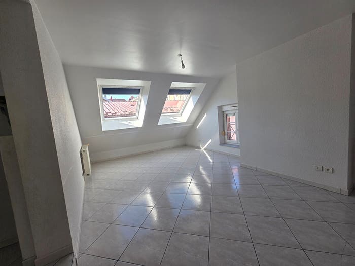 Pontarlier, Centre-ville - Appartement 1 pièce à louer
