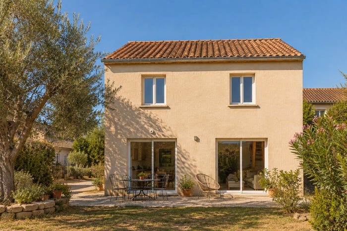 Maison 5 pièces à Villelaure, à vendre