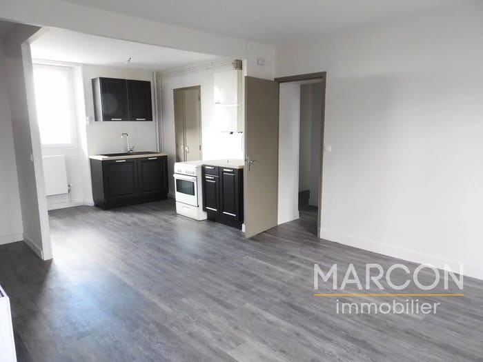 Appartement 4 pièces à louer - postalCode