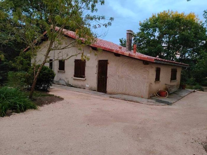 Maison 4 pièces à Castelnau d'Auzan Labarrère, à louer