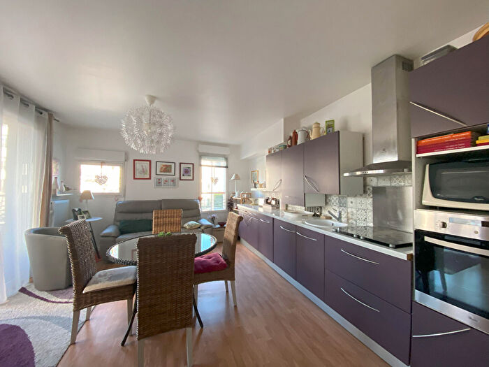 Appartement 3 pièces à Mantes-la-Jolie, Centre-ville, à vendre