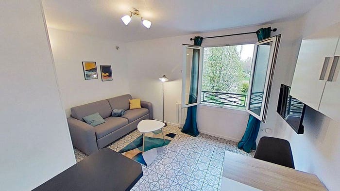 Centre Ville Nord, Bussy-Saint-Georges : Appartement 1 pièce à louer
