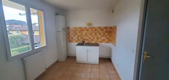 Appartement 2 pièces à louer à Tullins
