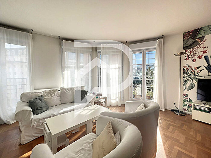 Suresnes, République - Appartement 3 pièces à vendre
